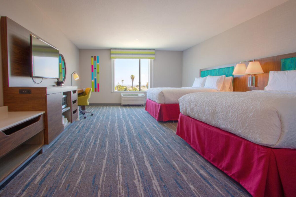 Hampton Inn - Watkins Landmark Construction
